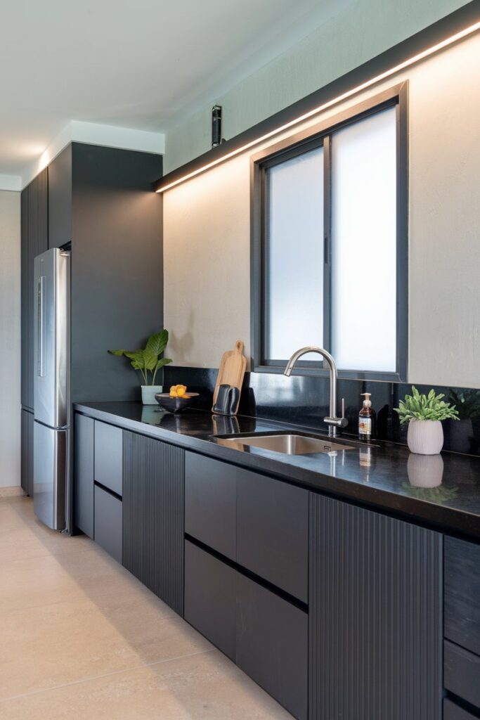 18 Modern Kitchen Designs With Black Countertops! – My Kitchen Inspo