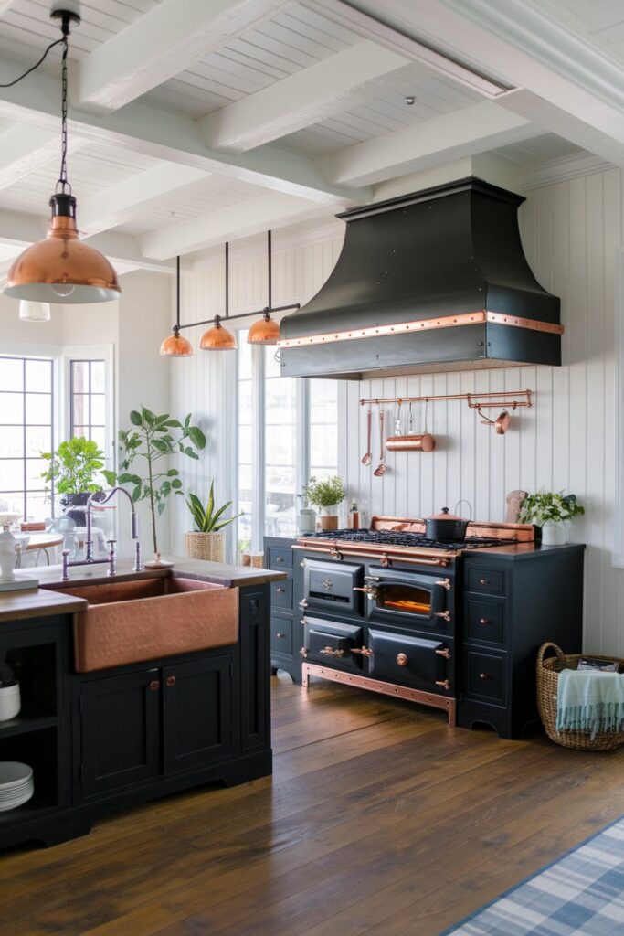 14 Black Farmhouse Kitchen Designs for a Bold Yet Timeless Look – My ...