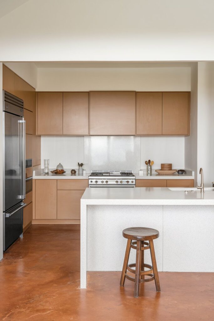 16 Spanish Kitchen Designs with Island to Inspire Your Next Remodel ...